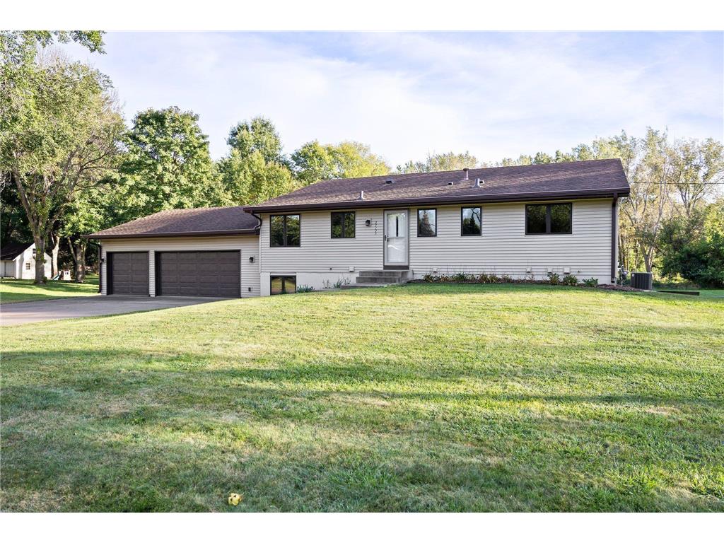27125 Beverly Drive, Shorewood, MN, 55331 | MLS: 6599571 | Edina Realty