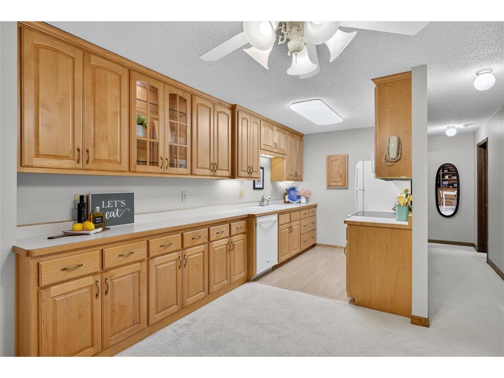 2720 Dale Street N #C208, Roseville, MN, 55113 | MLS: 6785356 | Edina ...