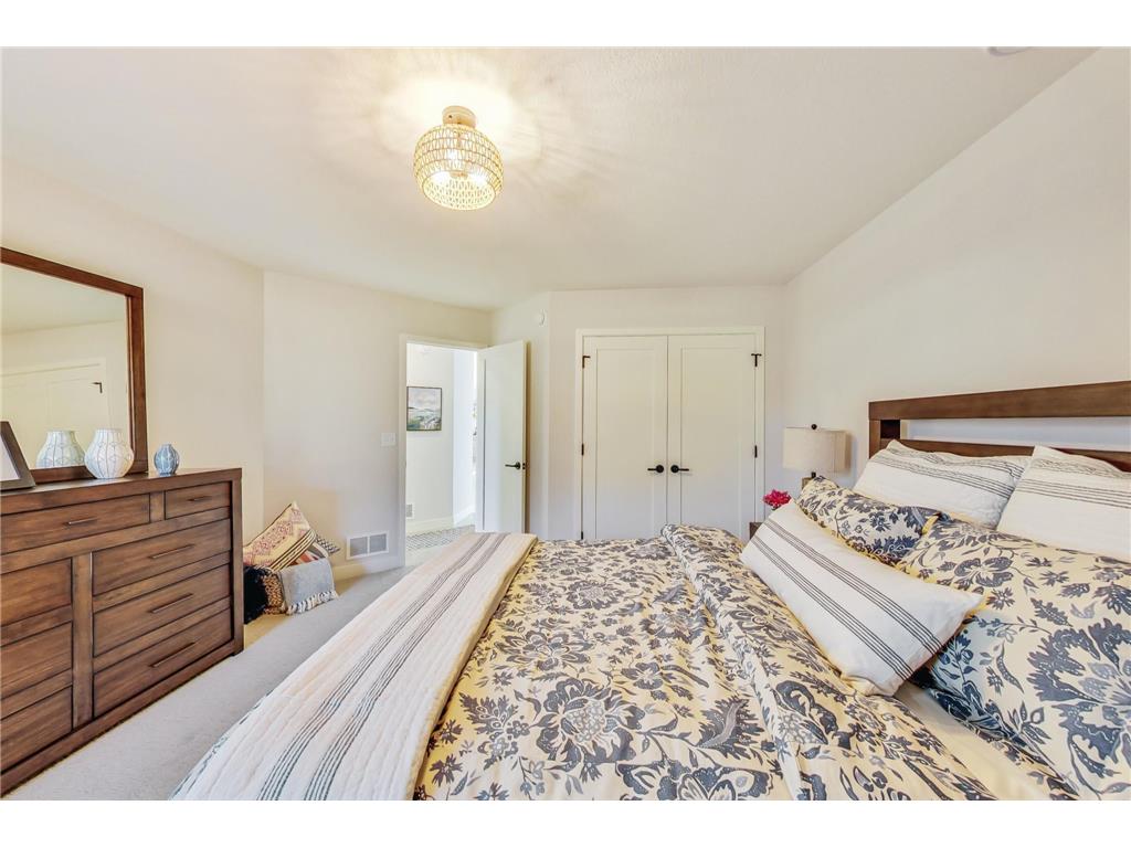 27261 Elle Circle, Elko New Market, MN, 55020 | MLS: 6501874 | Edina Realty