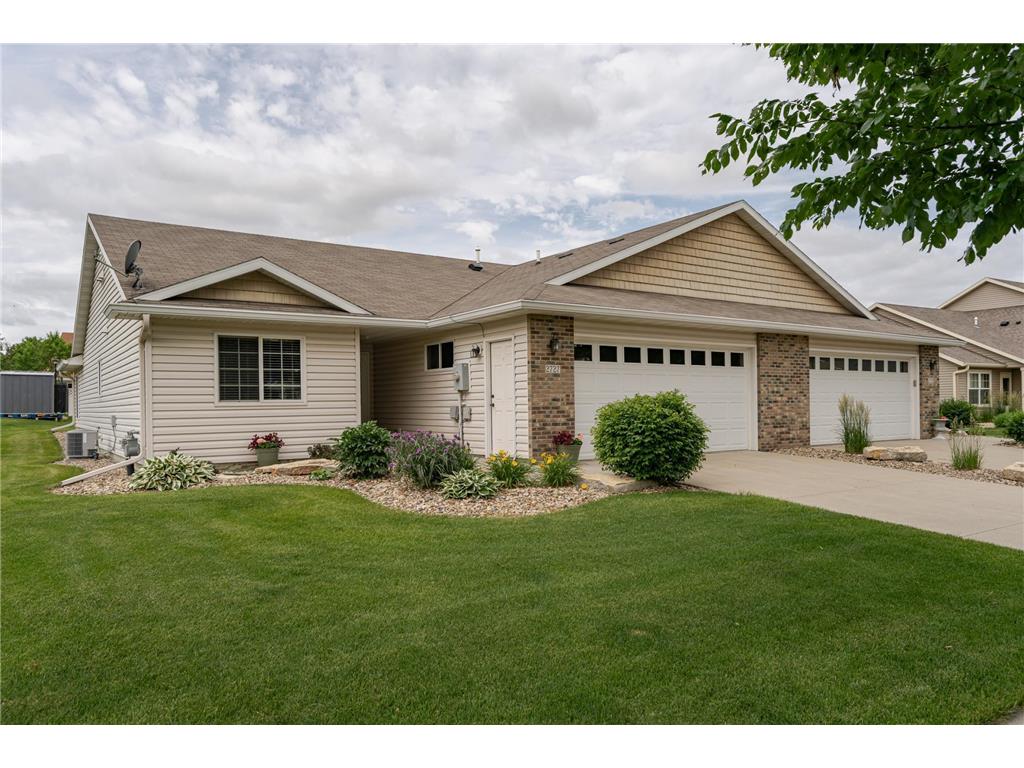 2727 Hawk Ridge Court SE, Rochester, MN, 55904 | MLS: 6558489 | Edina ...