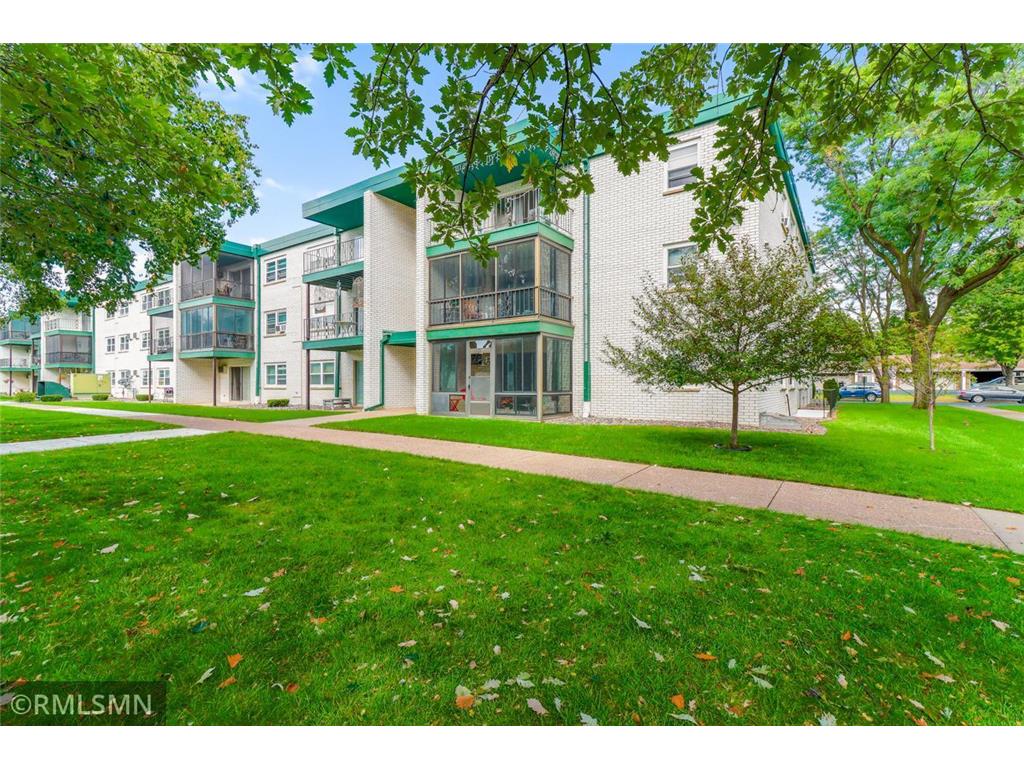 2730 Dale Street N #D101, Roseville, MN, 55113 | MLS: 6791870 | Edina ...