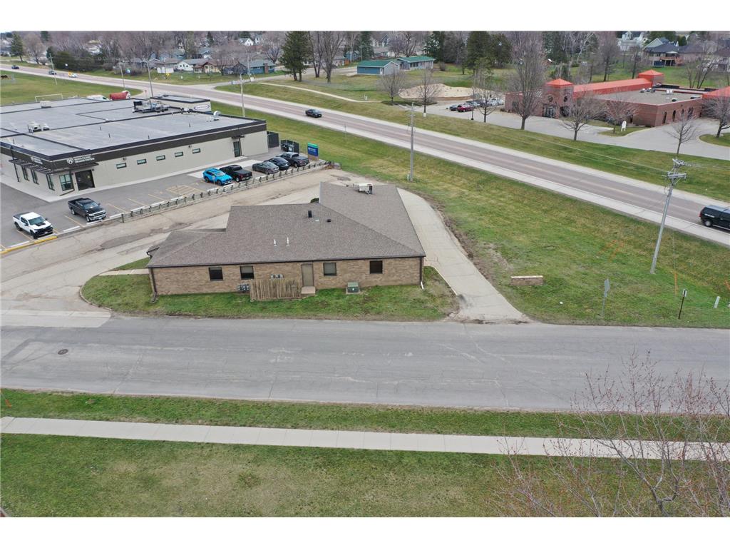 275 1st Street SW, Plainview, MN, 55964 | MLS: 6517877 | Edina Realty