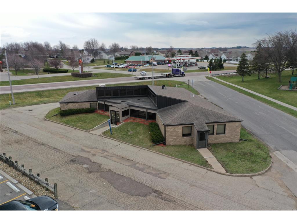 275 1st Street SW, Plainview, MN, 55964 | MLS: 6517877 | Edina Realty
