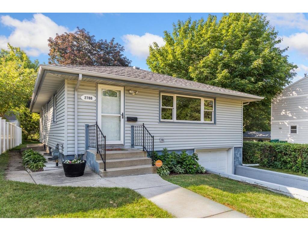 2788 McNair Drive N, Robbinsdale, MN, 55422 | MLS: 6396398 | Edina Realty