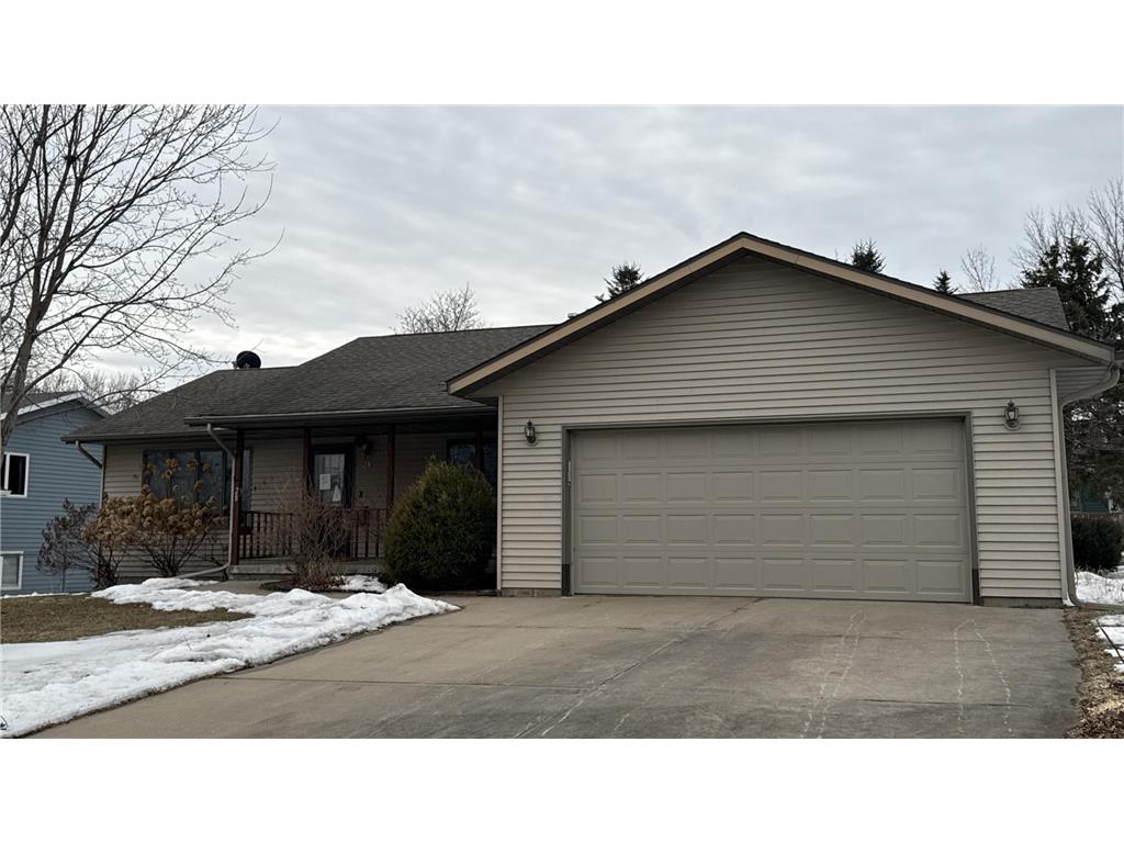 28 Mitchell Drive, Faribault, MN, 55021 | MLS: 7020120 | Edina Realty