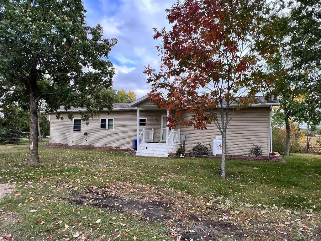 28030 Redhead Drive, Underwood, MN, 56586 | MLS: 6443365 | Edina Realty