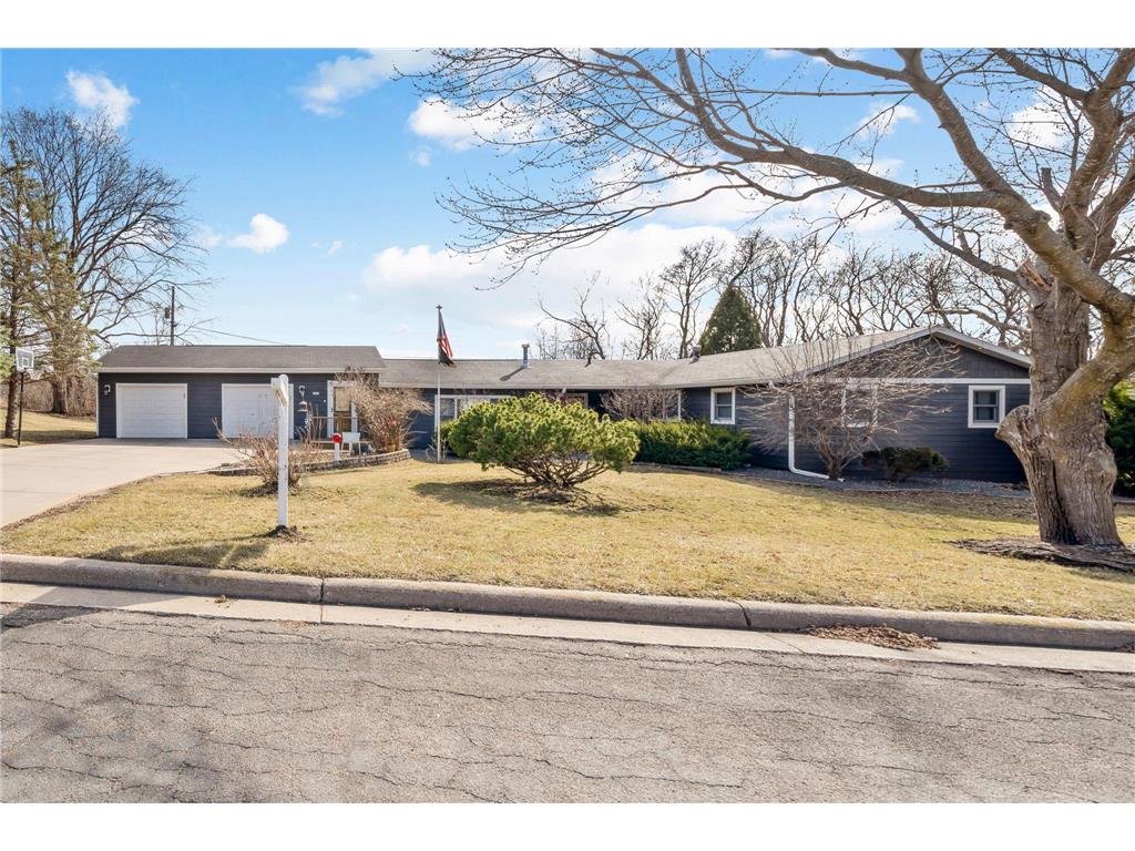 281 Tower Heights Court, Prescott, WI, 54021 | MLS: 6498108 | Edina Realty