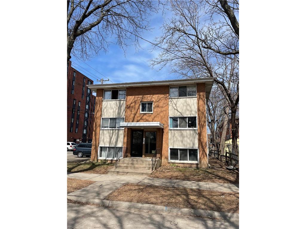 2818 E 31st Street, Minneapolis, MN, 55406 | MLS: 6495781 | Edina Realty