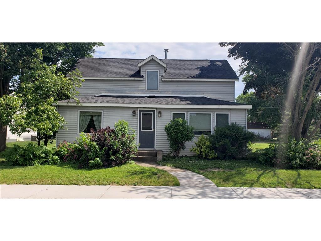 284 Elm Street S, Prescott, WI, 54021 | MLS: 6748608 | Edina Realty