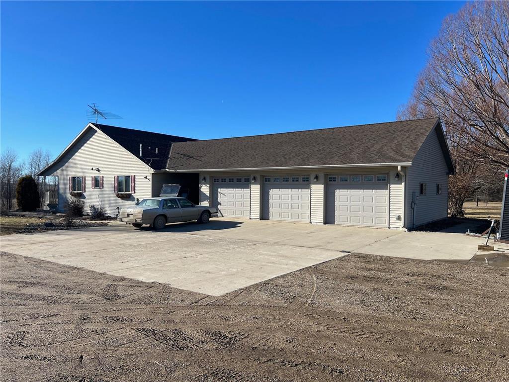 28463 625th Avenue, Litchfield, MN, 55355 | MLS: 6484038 | Edina Realty