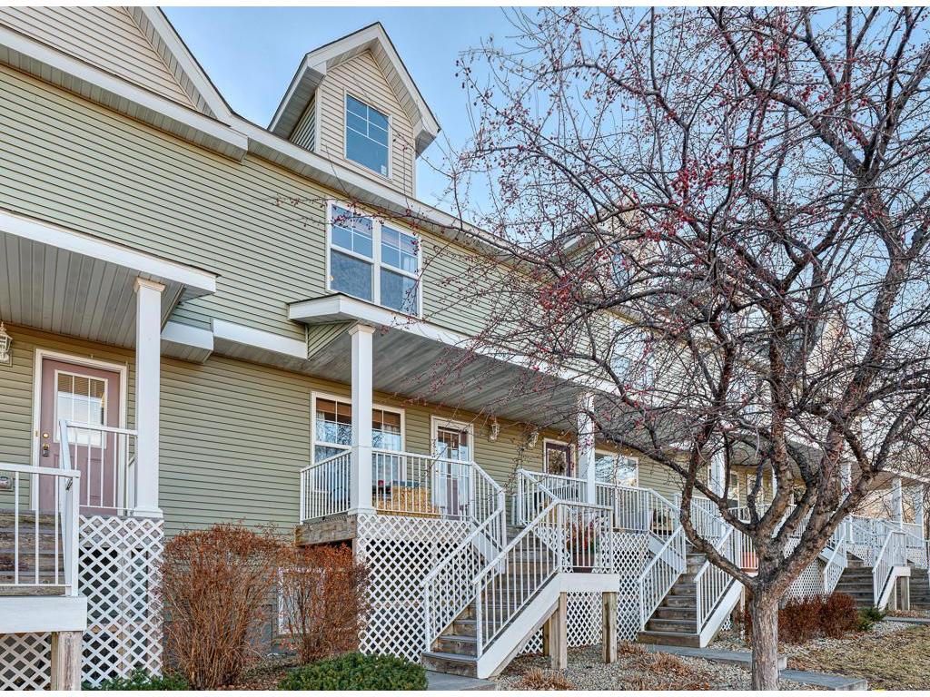 2892 Clover Ridge Drive, Chaska, MN, 55318 | MLS: 6677592 | Edina Realty