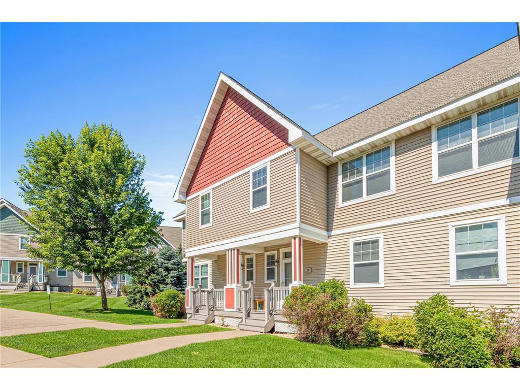 29 Heritage Boulevard, Hudson, WI, 54016 | MLS: 6741812 | Edina Realty