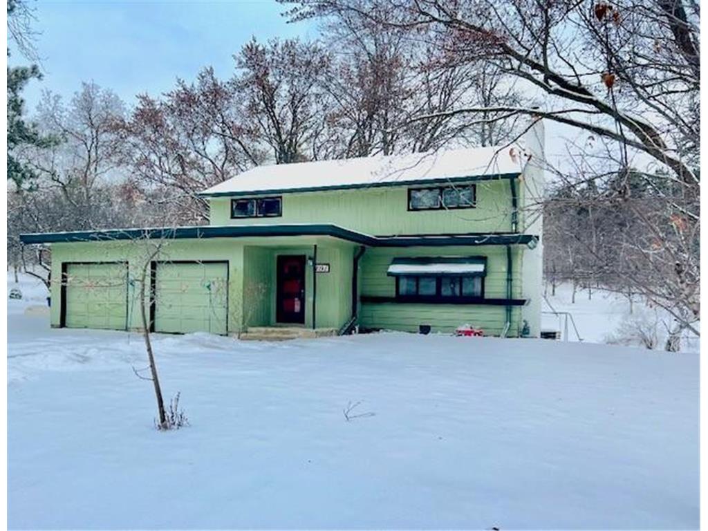 29 Roger Road, Saint Cloud, MN, 56301 | MLS: 6656329 | Edina Realty