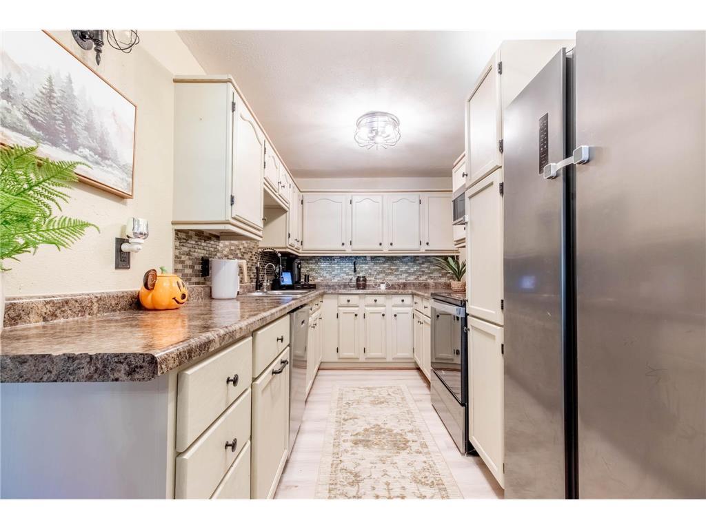 2906 White Pine Lane, Motley, MN, 56466 | MLS: 6644072 | Edina Realty