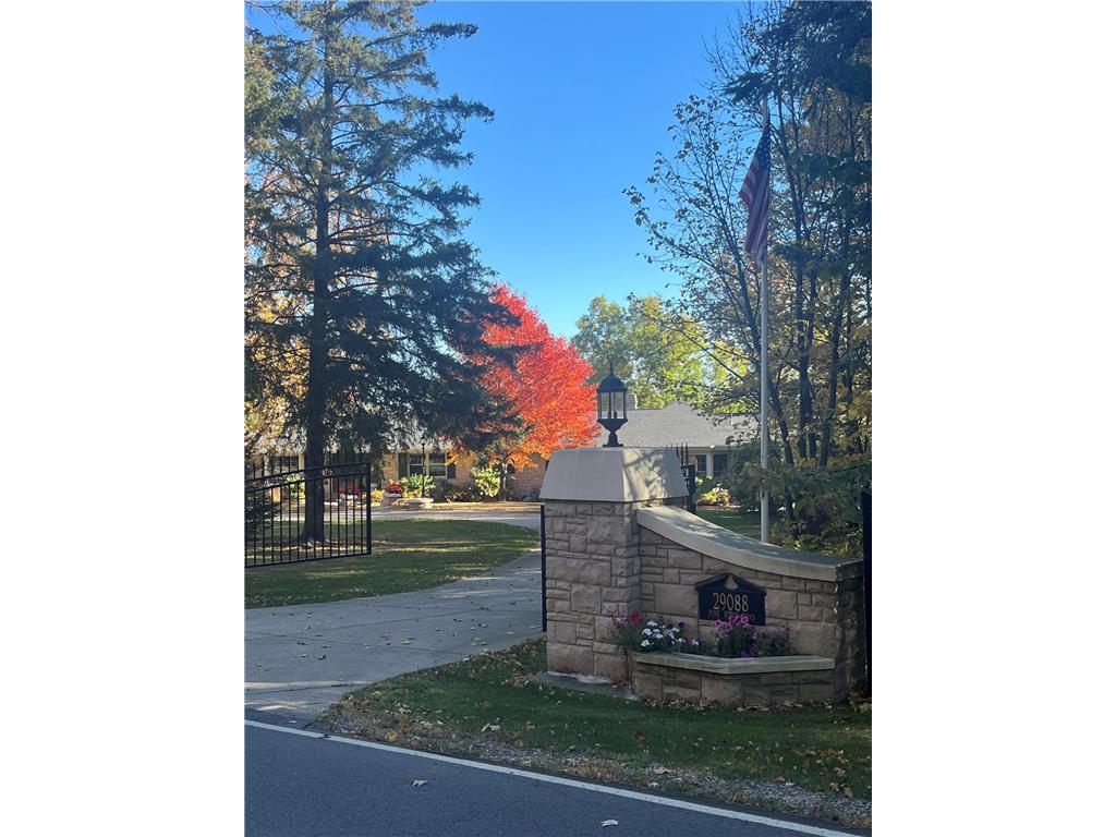 29088 Pine Ridge Road, Grand Rapids, MN, 55744 | MLS: 6617812 | Edina ...