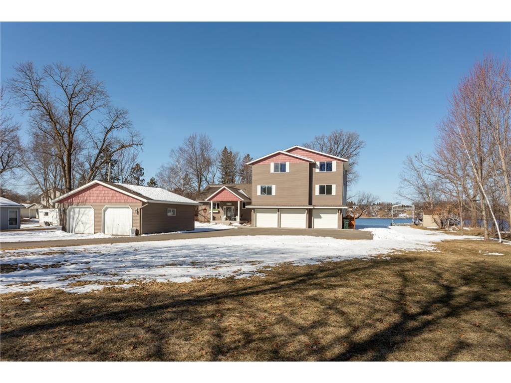 2912 Lake Park Court SE, Alexandria, MN, 56308 | MLS: 6699545 | Edina ...