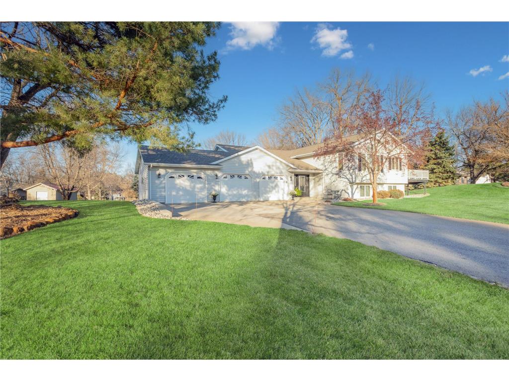 2913 Crestwood Drive NE, Alexandria, MN, 56308 | MLS: 6468964 | Edina ...