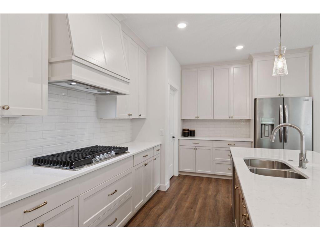 2927 Thompson Drive, River Falls, WI, 54022 | MLS: 6711289 | Edina Realty