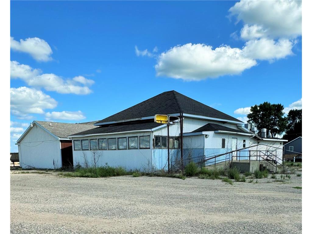 29355 145th Street NE, Regal, MN, 56312 | MLS: 6792612 | Edina Realty