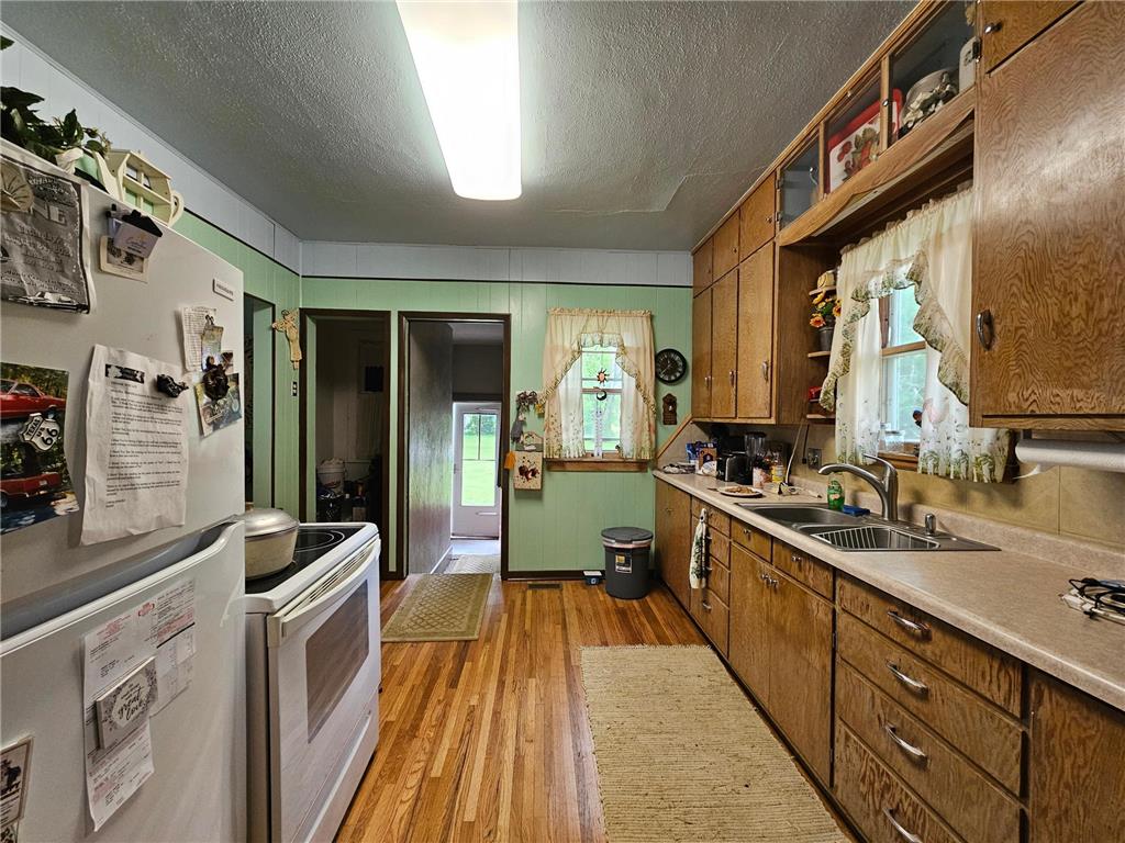 300 Main Street S, Hadley, MN, 56151 | MLS: 6727102 | Edina Realty