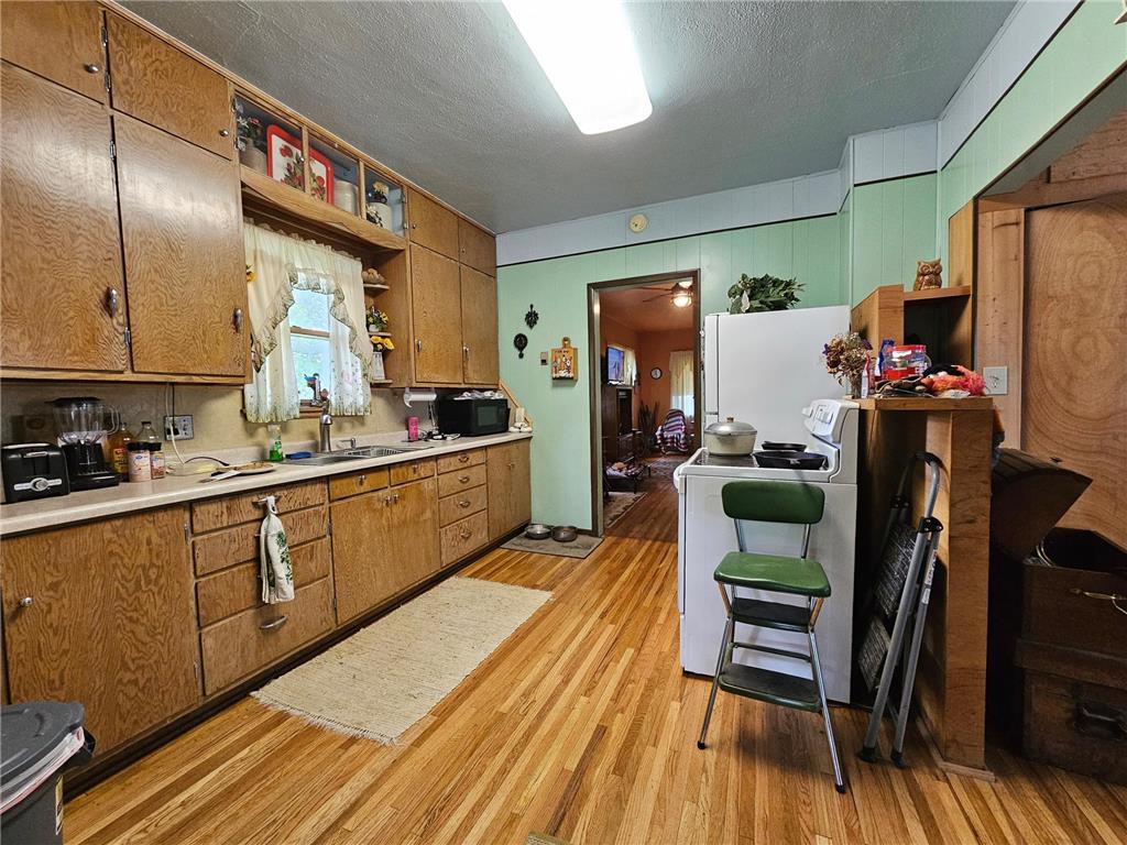 300 Main Street S, Hadley, MN, 56151 | MLS: 6727102 | Edina Realty