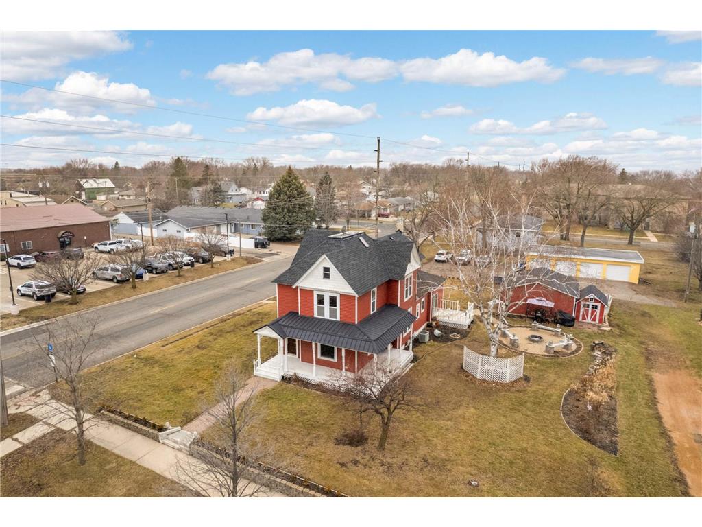 300 N Meridian Street, Belle Plaine, MN, 56011 | MLS: 6487493 | Edina ...