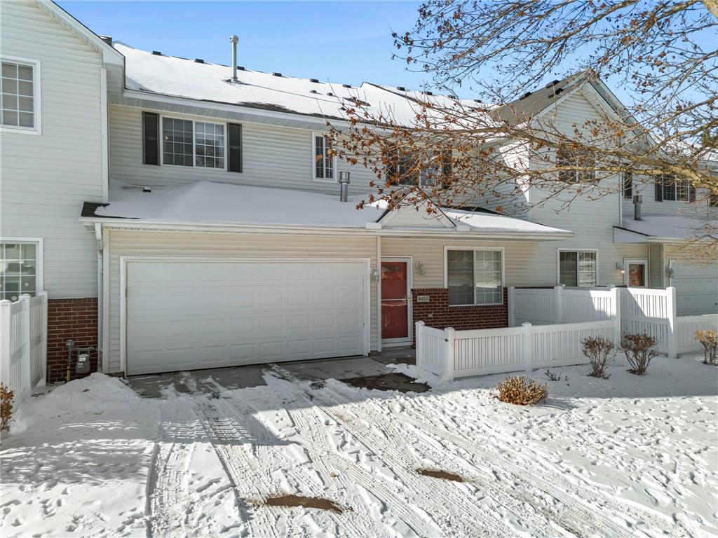 3001 Juniper Lane #H, Woodbury, MN, 55125 | MLS: 7014601 | Edina Realty