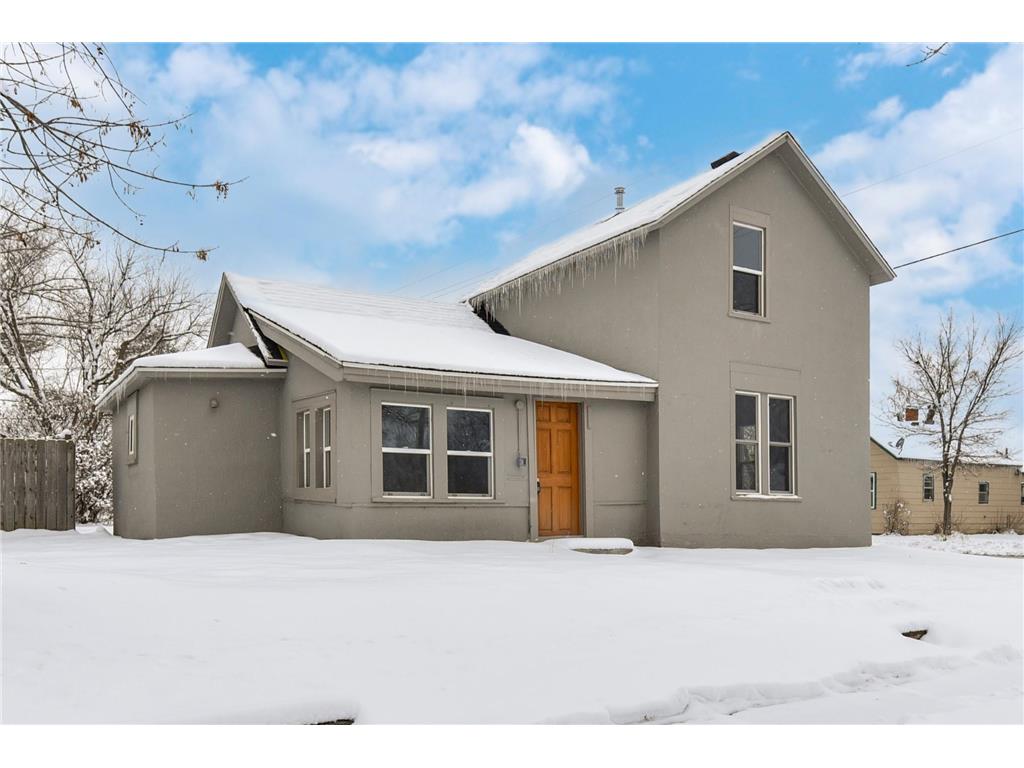 301 7th Street SE Staples MN 56479 MLS 6263896 Edina Realty 301-7th-street-se-staples-mn-56479-mls-6263896-edina-realty