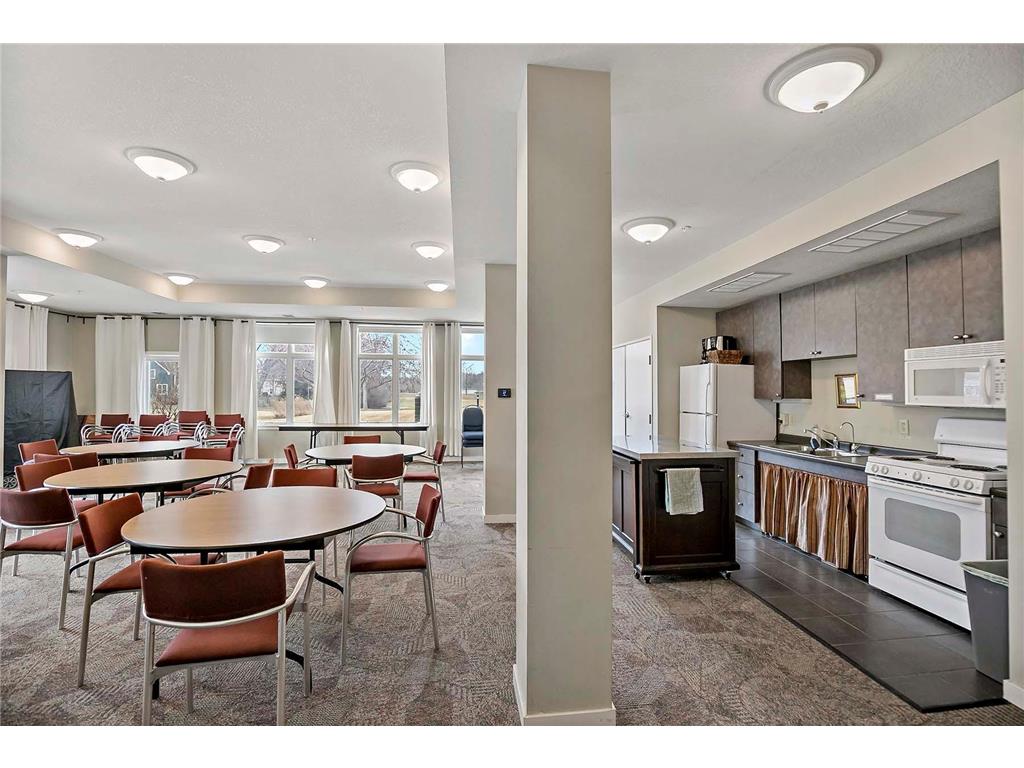 301 7th Street W #2204, Northfield, MN, 55057 | MLS: 6809278 | Edina Realty