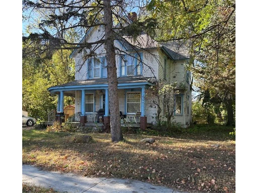 301 Center Avenue S, Montrose, MN, 55363 | MLS: 6803472 | Edina Realty