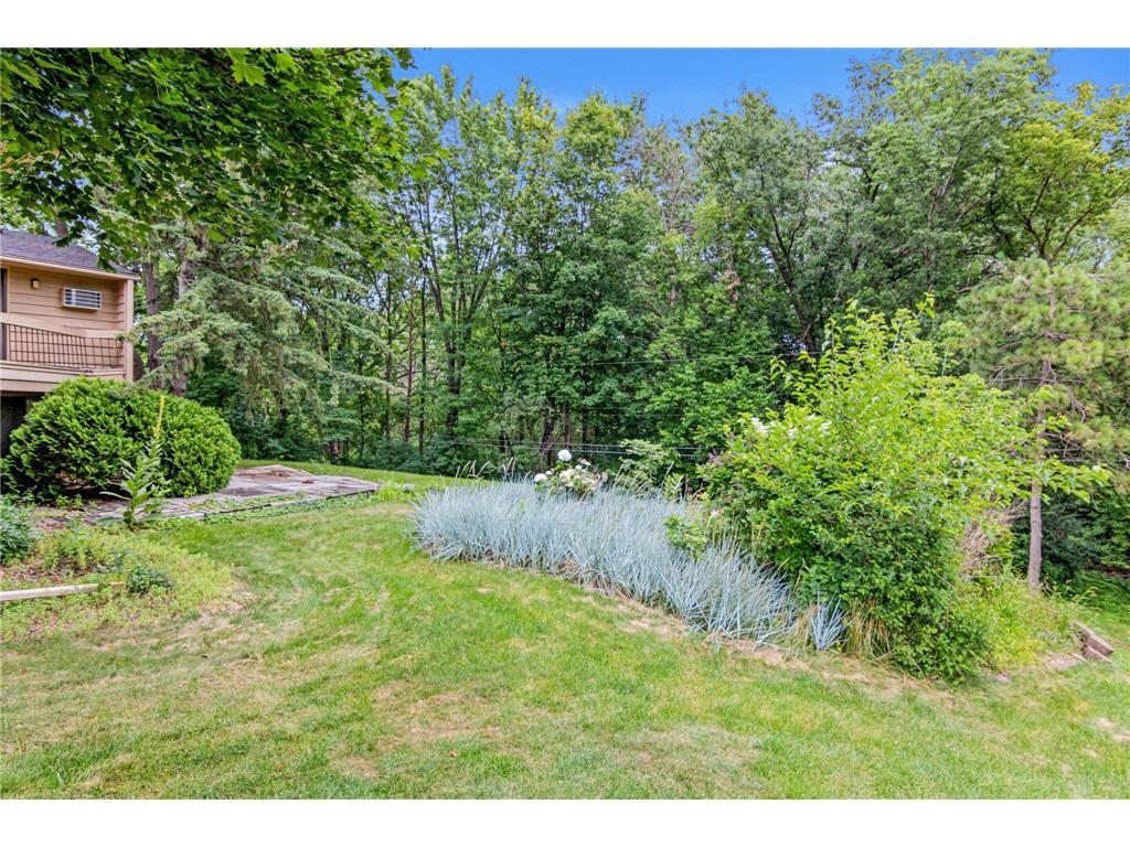 3014 Kyle Avenue N, Golden Valley, MN, 55422 | MLS: 6758557 | Edina Realty