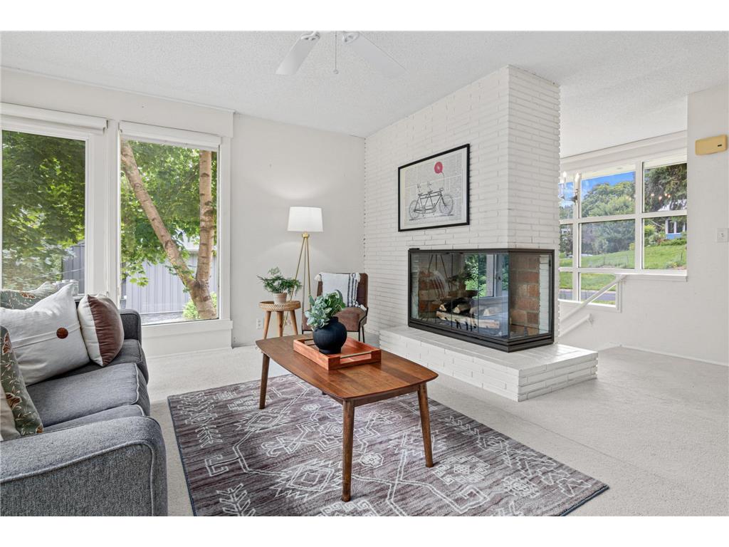 3014 Kyle Avenue N, Golden Valley, MN, 55422 | MLS: 6758557 | Edina Realty