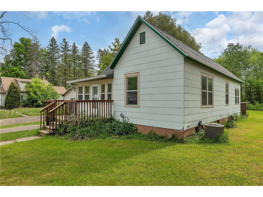 302 N Cedar Street, Onamia, MN, 56359 | MLS: 6680401 | Edina Realty