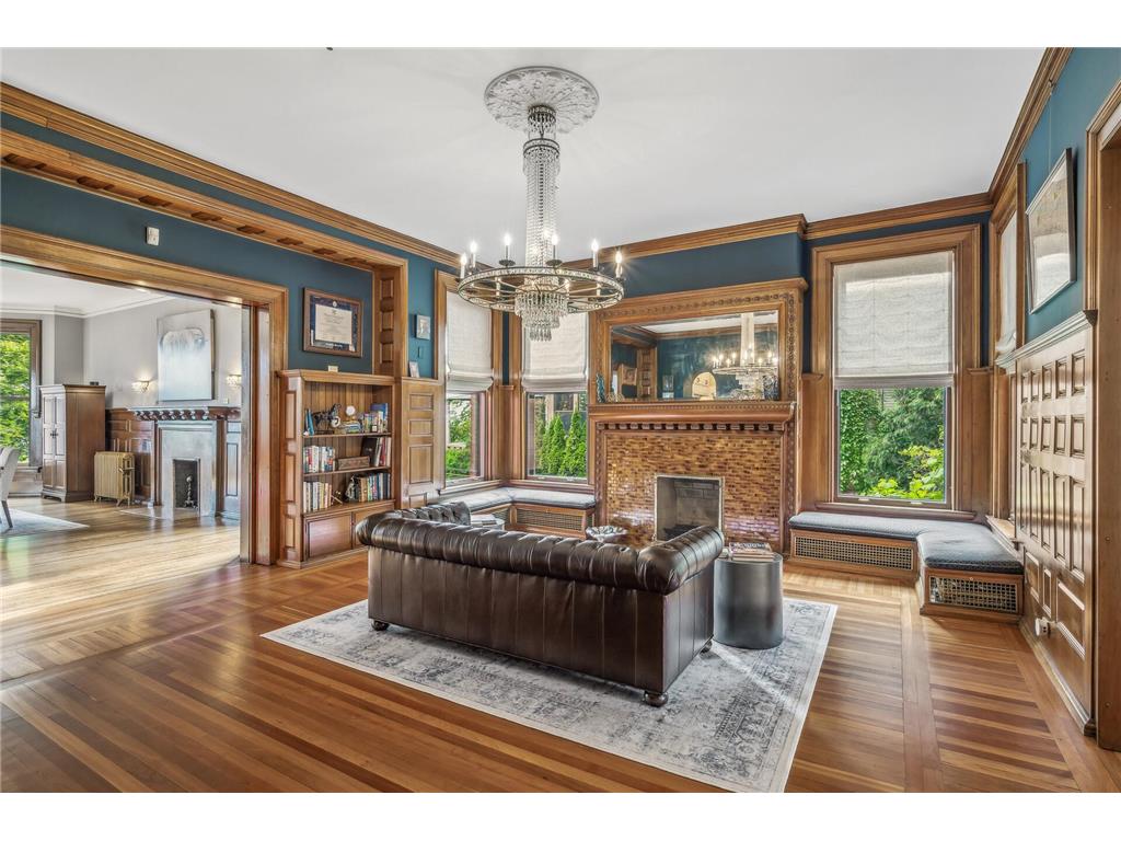 302 Summit Avenue #3, Saint Paul, MN, 55102 | MLS: 6603496 | Edina Realty