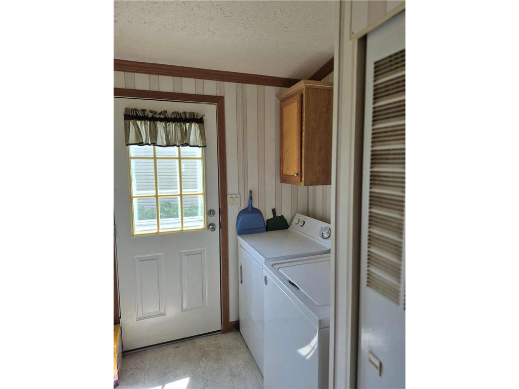 30203 Cyprus Rd, Shafer, MN, 55074 | MLS: 6765064 | Edina Realty