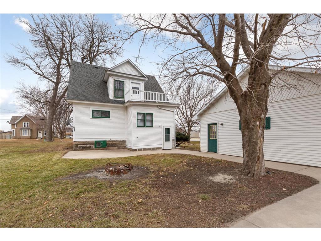 303 Broadway Avenue S, New Richland, MN, 56072 | MLS: 6494977 | Edina ...