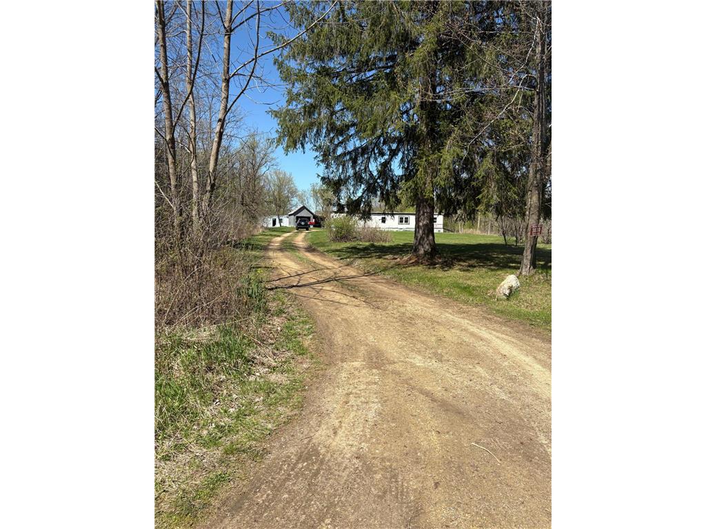 3030 70th Avenue, Springfield Twp, WI, 54027 | MLS: 6716442 | Edina Realty