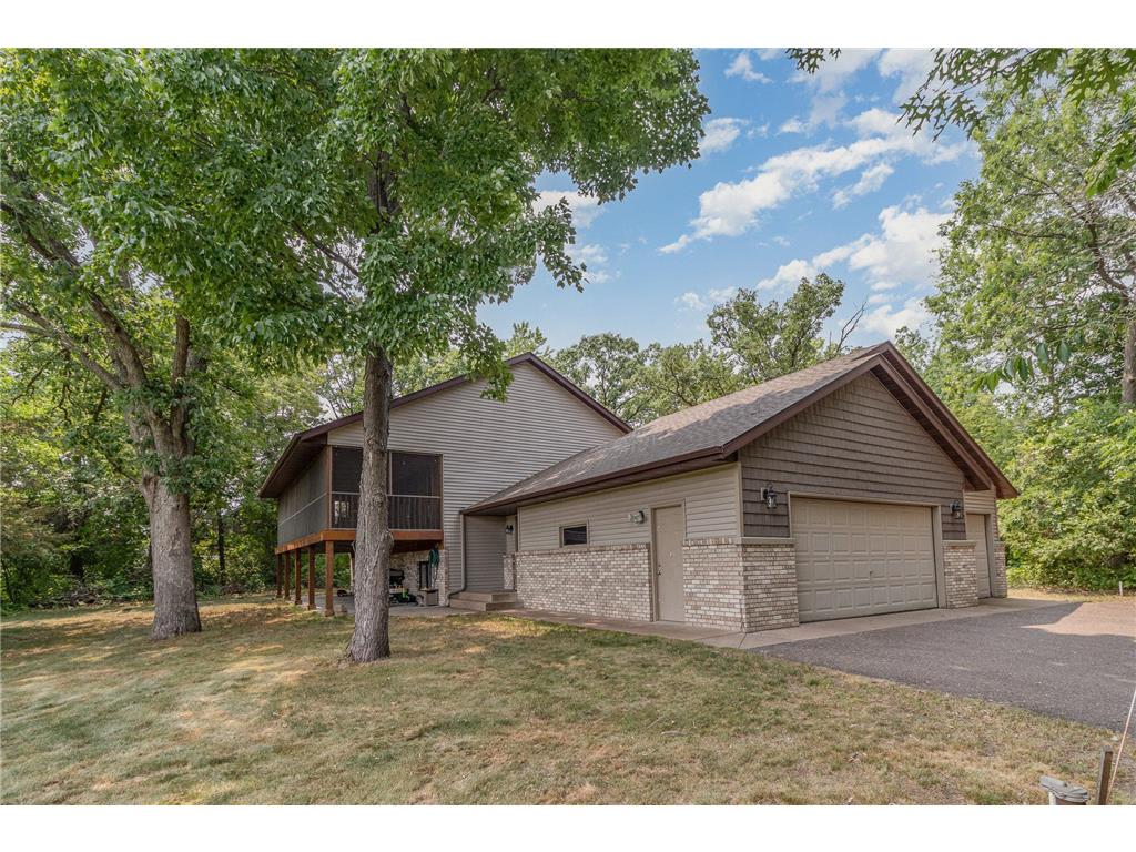 30389 Fox Road, Stacy, MN, 55079 | MLS: 6385789 | Edina Realty