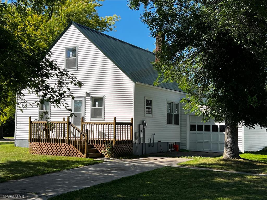 305 Broadway NW, McIntosh, MN, 56556 | MLS: 6213429 | Edina Realty