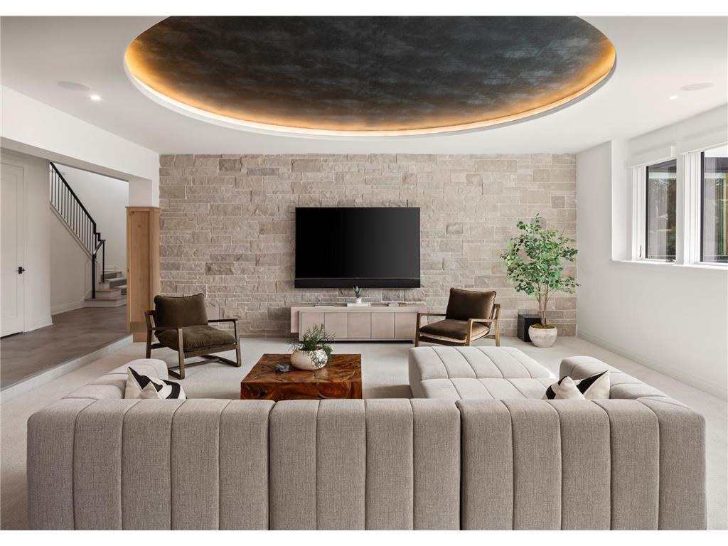 3055 N Shore Drive, Orono, MN, 55391 | MLS: 6625893 | Edina Realty