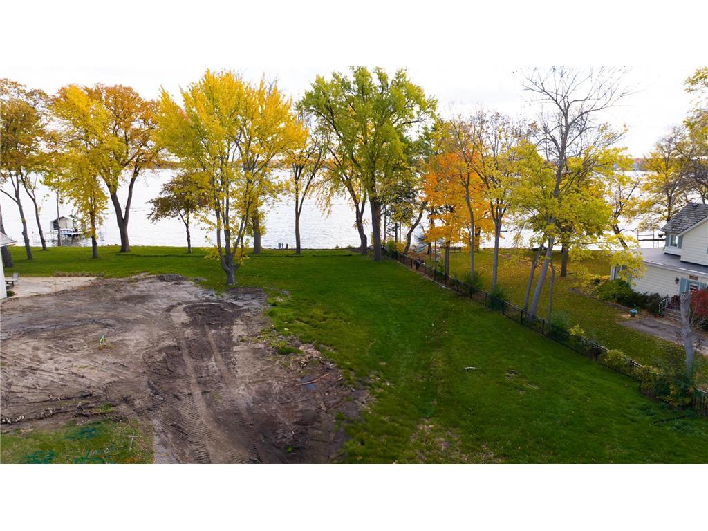 3055 N Shore Drive, Orono, MN, 55391 | MLS: 6625893 | Edina Realty