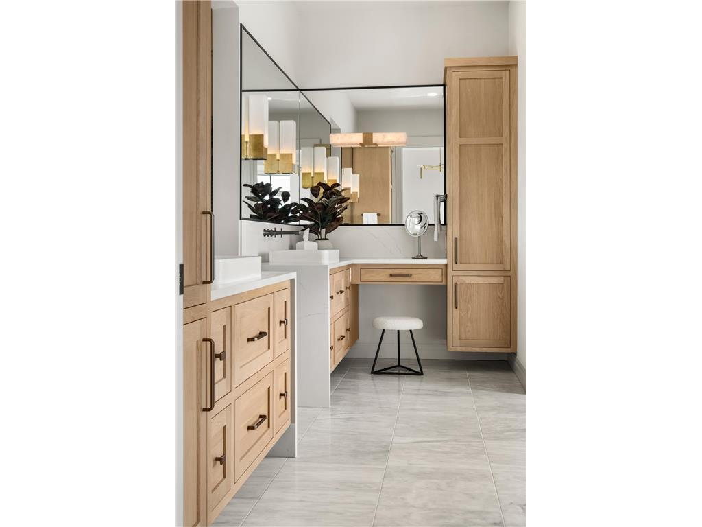 3055 N Shore Drive, Orono, MN, 55391 | MLS: 6625893 | Edina Realty