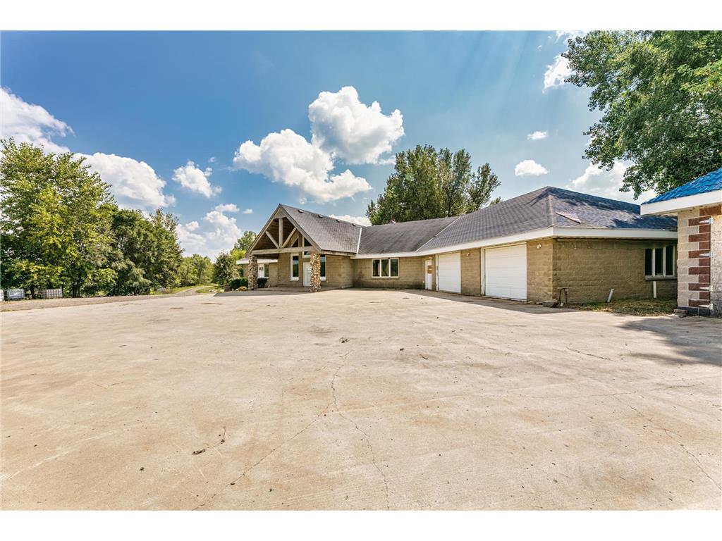 306 30th Street SW, Montrose, MN, 55363 | MLS: 6587194 | Edina Realty