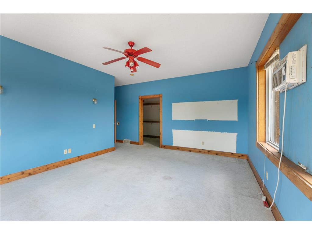 306 30th Street SW, Montrose, MN, 55363 | MLS: 6634504 | Edina Realty