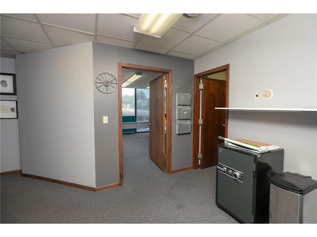 307 E Center Street, Rochester, MN, 55904 | MLS: 6445634 | Edina Realty