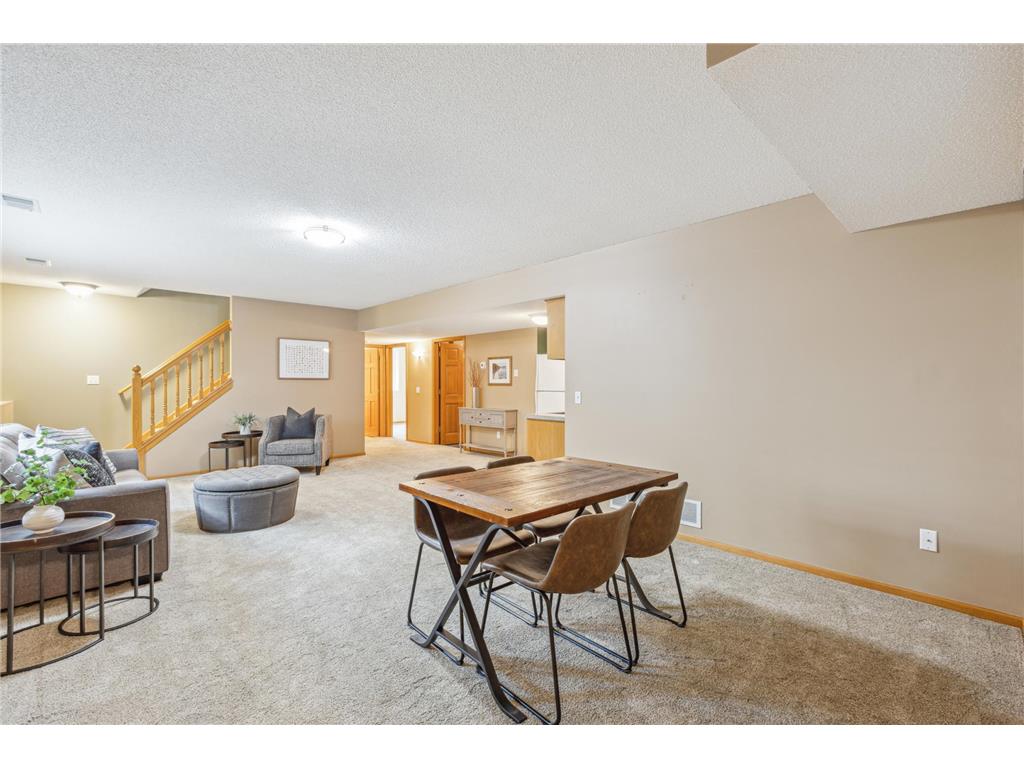 307 Lincoln Drive SE, Saint Michael, MN, 55376 | MLS: 6776179 | Edina ...