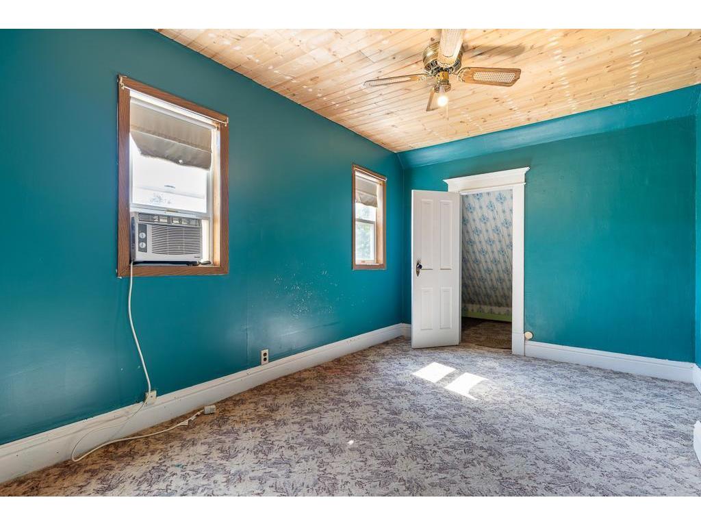 307 W Garfield Street, Hendricks, MN, 56136 | MLS: 6751527 | Edina Realty