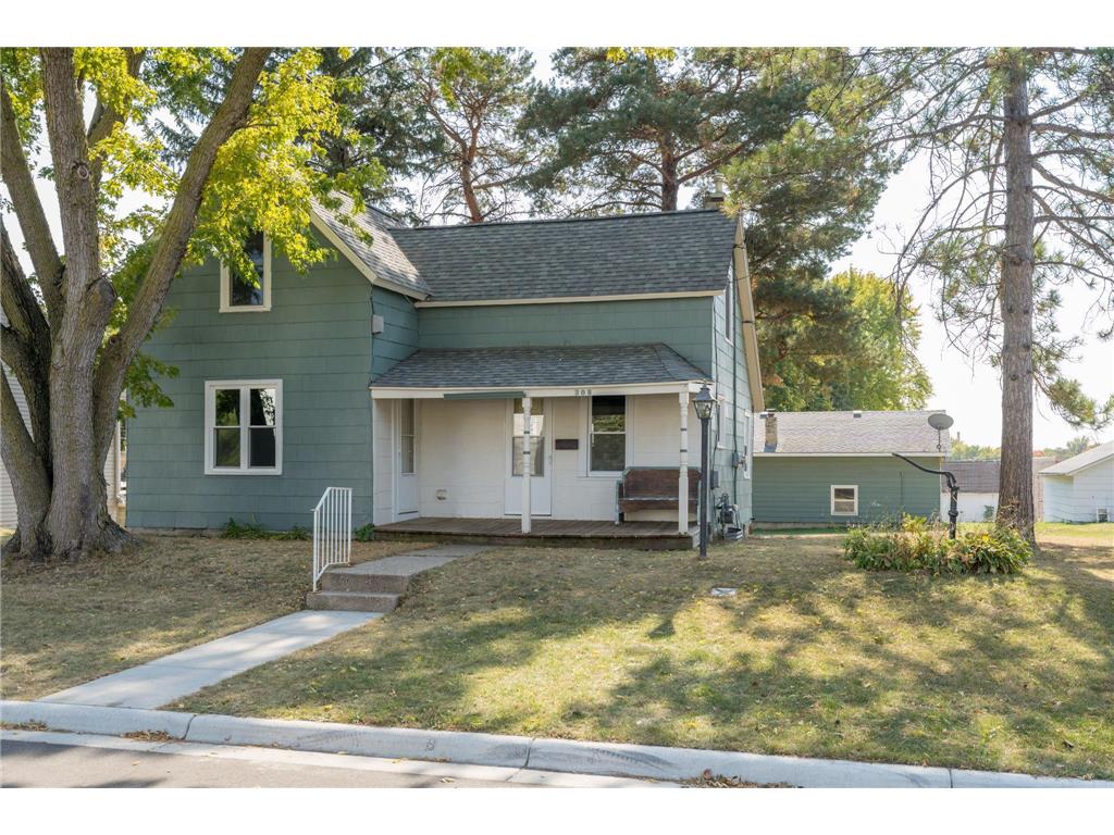 308 Mill Avenue NE, Montgomery, MN, 56069 | MLS: 6614427 | Edina Realty