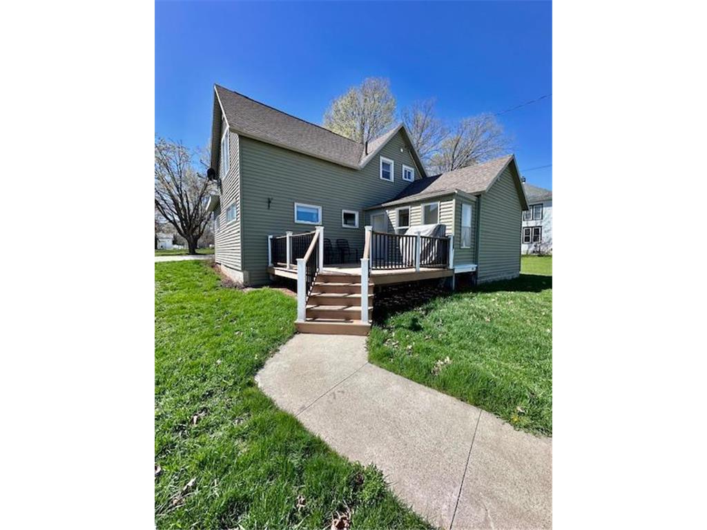 310 Maple Street N, Mabel, MN, 55954 | MLS: 6522775 | Edina Realty