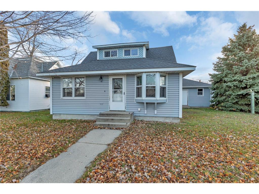 310 Prairie Avenue S, Brooten, MN, 56316 | MLS: 6462573 | Edina Realty